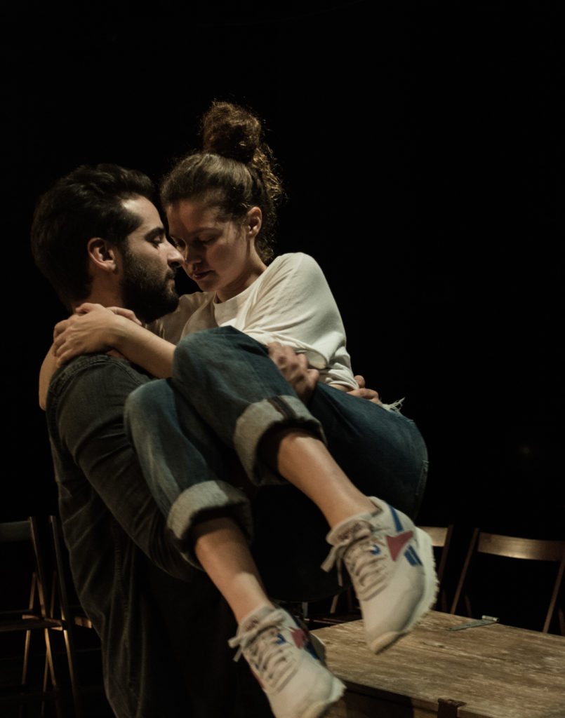 Οι κάτω απ’ τ’ αστέρια – θέατρο ΑΥΛΑΙΑ